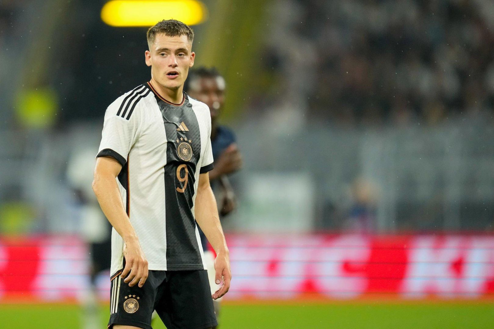 Barcelona remain interested in €85 million rated German prodigy - report