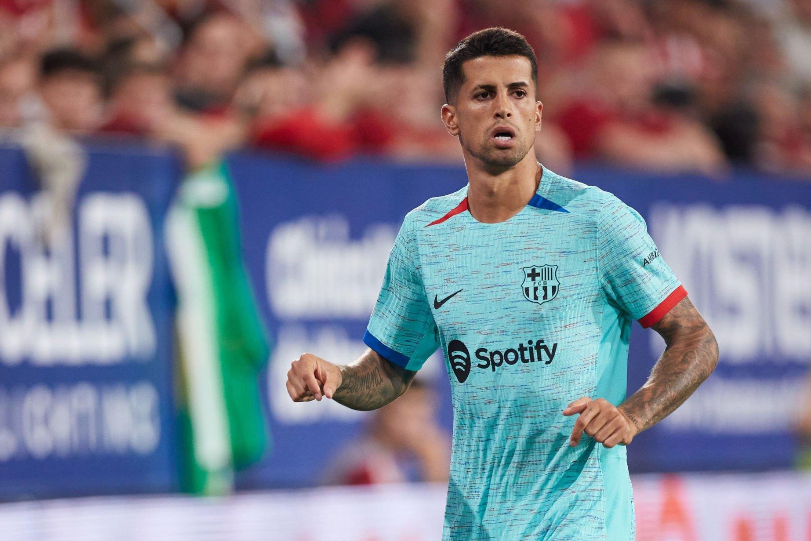 New Barcelona fullback commends Xavi’s “freedom” - report