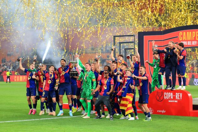 Barcelona dressing room sets its sights on another trophy after winning ...