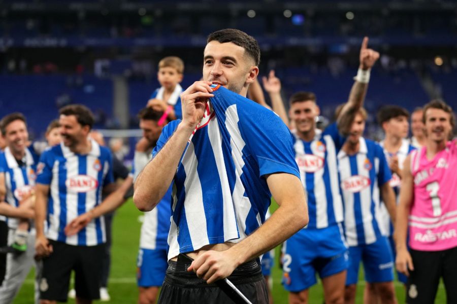 Joan Garcia finally says ‘yes’ after family and agent dinner ...